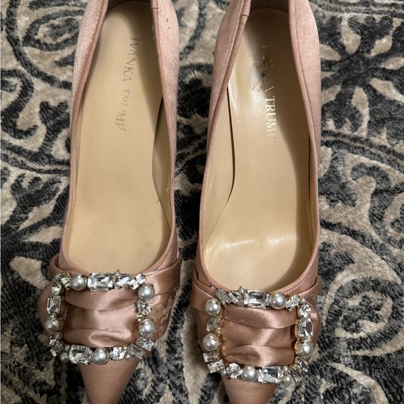 Ivanka Trump | Shoes | Ivanka Trump Pink Satin Embellished Pumps | Poshmark